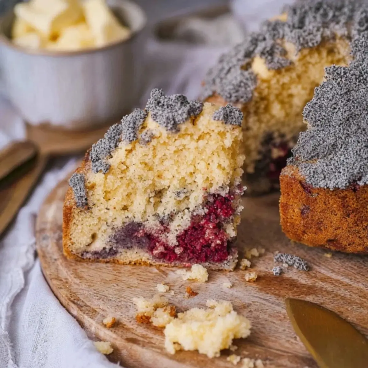 German Mohnkuchen – Bestes Rezept mit 3 Schichten - Noras Kreationen