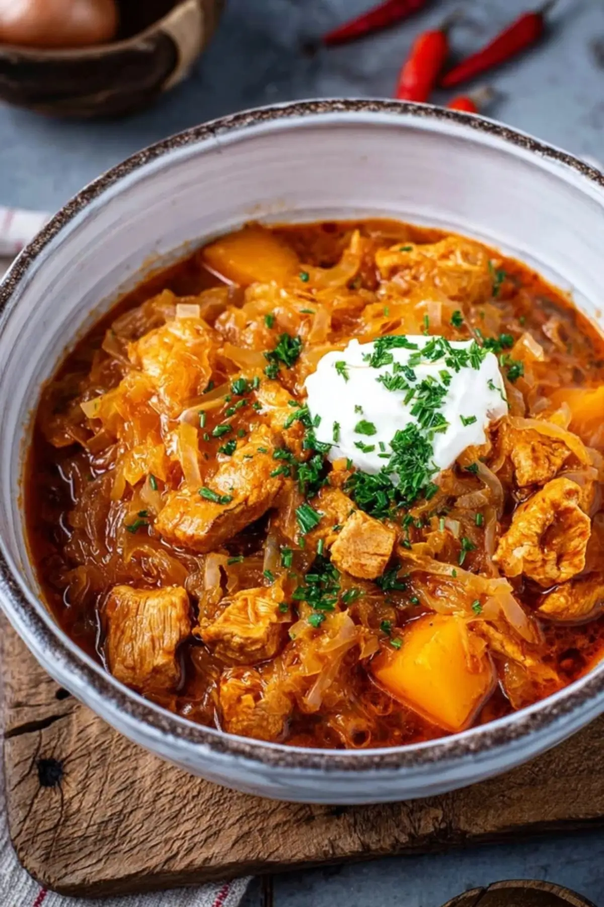 Szegediner Gulasch ganz – Bestes Rezept in 5 Schritten - Noras Kreationen