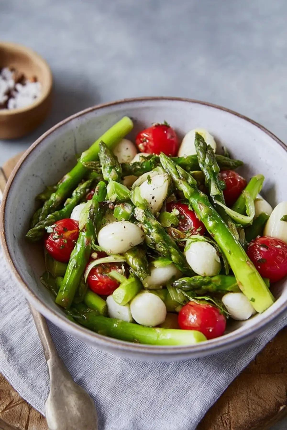 Gruner Spargel Im Salat